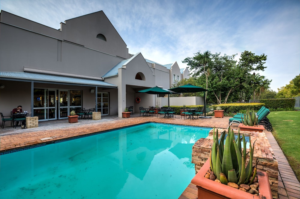 Town Lodge Waterfall, Midrand: AU$55 Deals & Reviews (Johannesburg ...