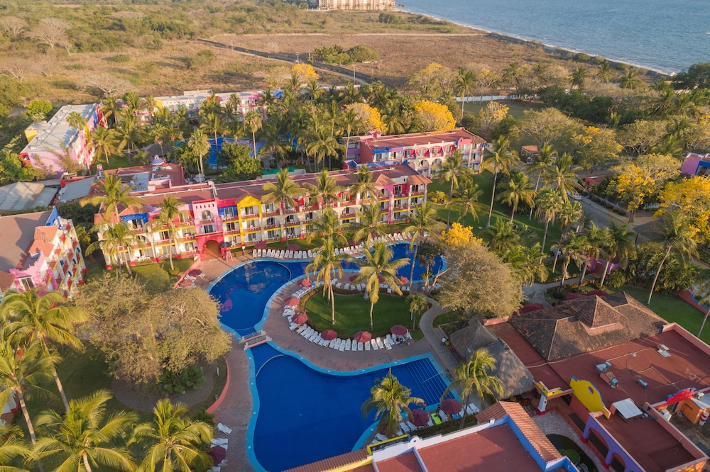 Royal Decameron Complex All Inclusive, Puerto Vallarta: Room Prices ...