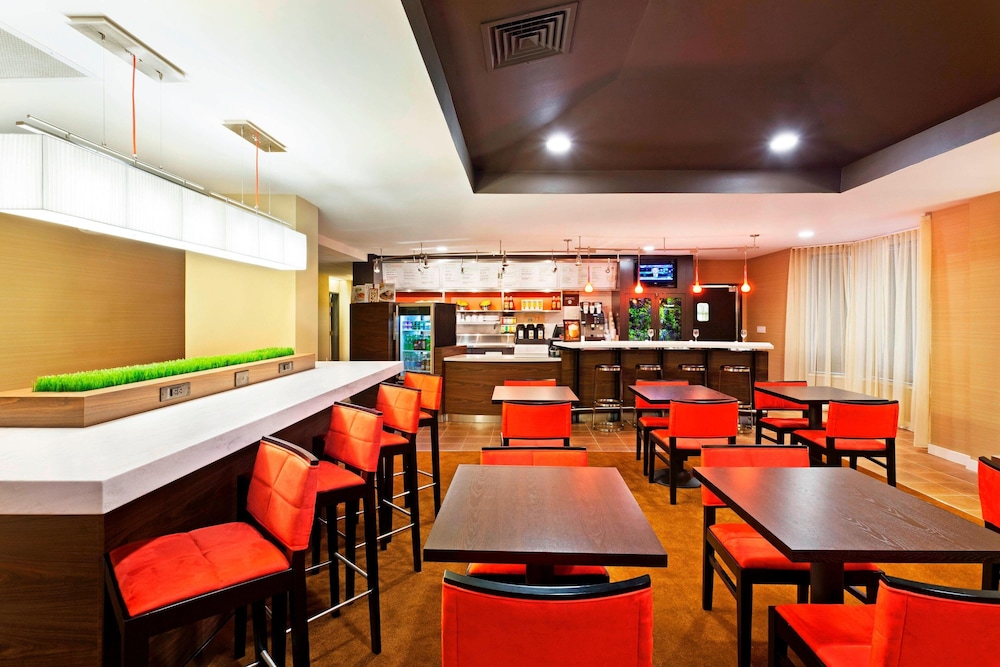 Courtyard by Marriott Austin The Domain Area: Deals & Reviews (Austin ...