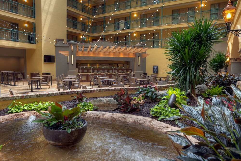 Embassy Suites by Hilton Los Angeles LAX South/El Segundo in Los ...
