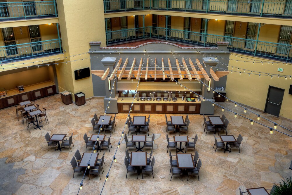 Embassy Suites by Hilton Los Angeles LAX South/El Segundo in Los ...