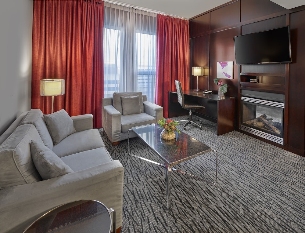 Matrix Hotel in Edmonton | Best Rates & Deals on Orbitz