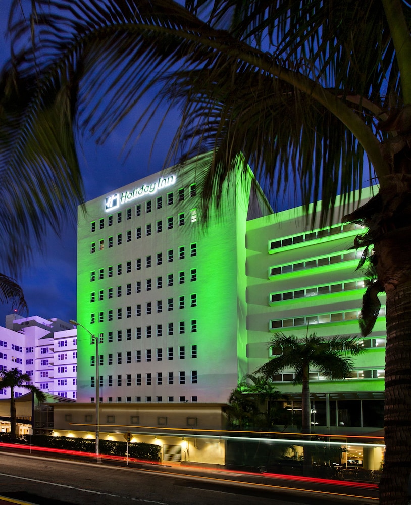Holiday Inn Miami Beach - Oceanfront in Miami | Best Rates & Deals on ...