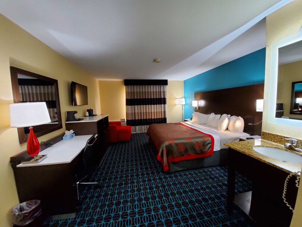 Ramada by Wyndham Groton in Groton | Best Rates & Deals on Orbitz