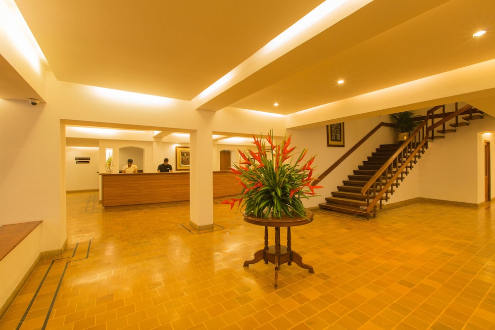 Casino Hotel - Cgh Earth, Cochin: NZ$83 Deals & Reviews (Willingdon ...