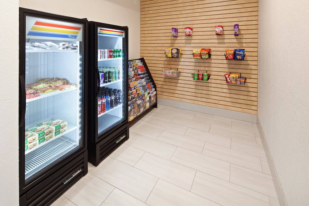 Holiday Inn Express & Suites Rancho Mirage - Palm Spgs Area, an IHG ...