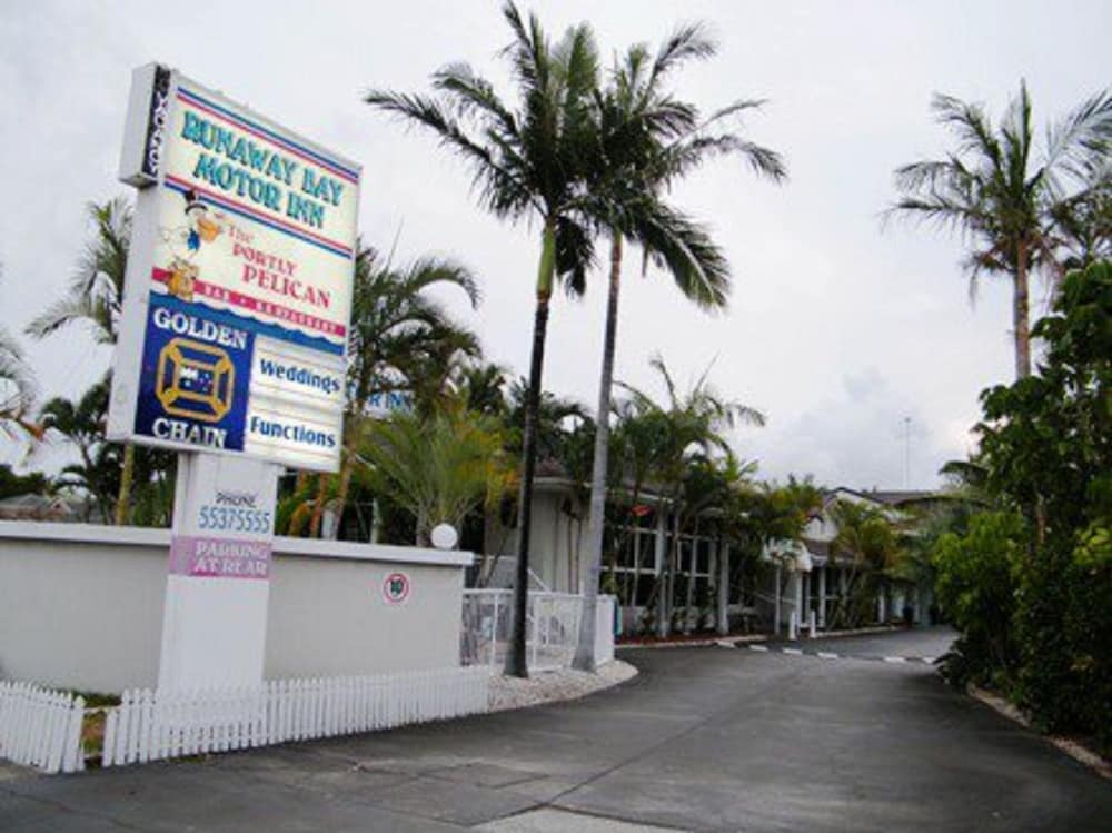 Runaway Bay Motor Inn Gold Coast, AUS - Best Price Guarantee ...