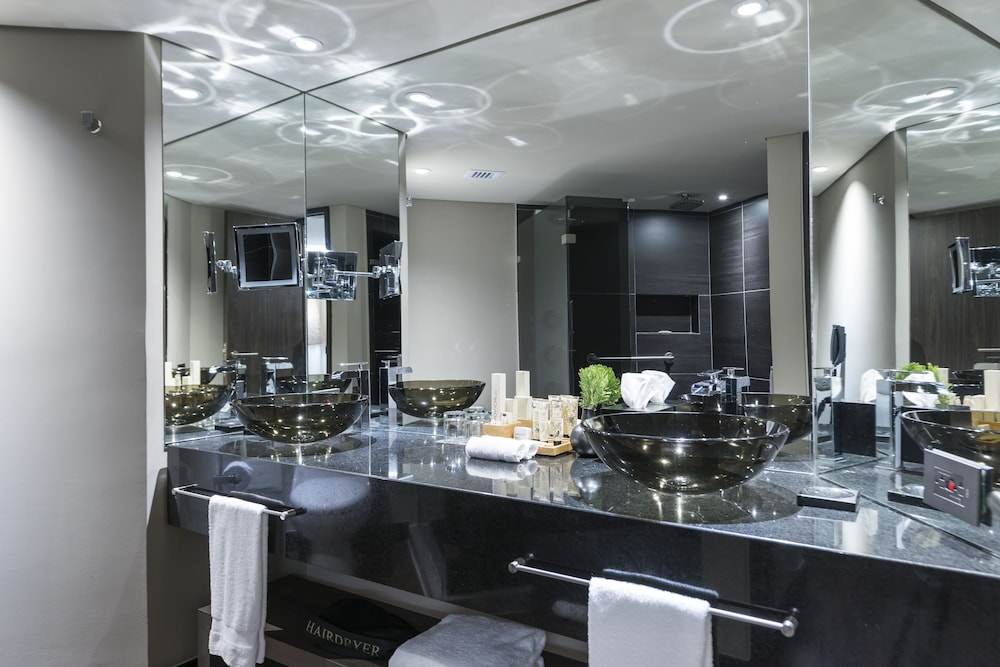 Movich Hotel Las Lomas, Medellin: $86 Room Prices & Reviews | Travelocity