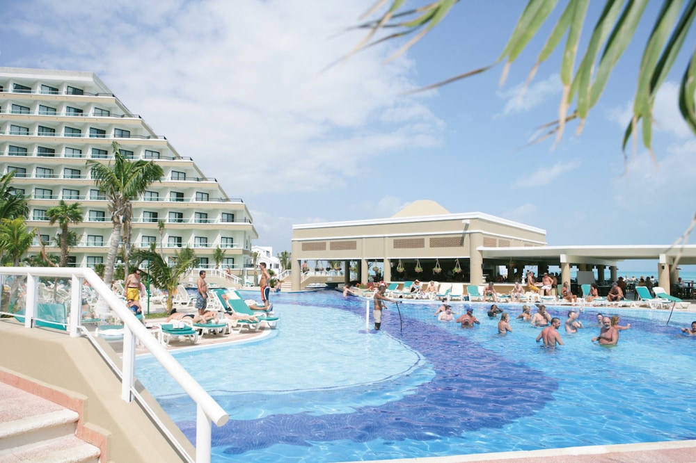 Riu Caribe - All Inclusive in Cancun | Best Rates & Deals on Orbitz