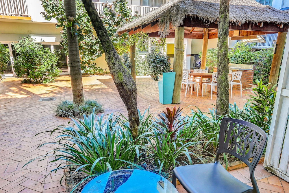 Coral Tree Inn: AU$154 Deals & Reviews (Cairns, AUS) | Wotif