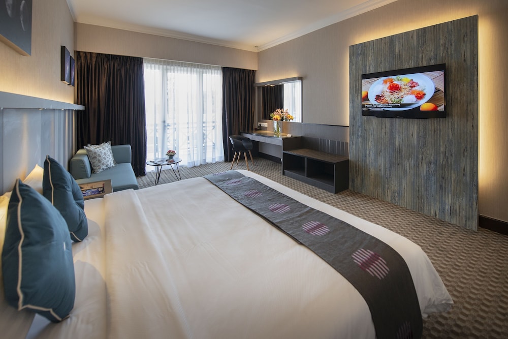 Bangi Resort Hotel, Kuala Lumpur: $47 Room Prices & Reviews | Travelocity