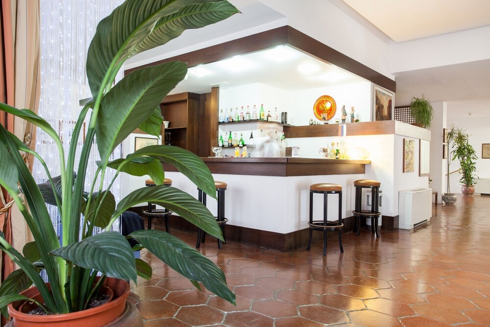 Grand Hotel De Rose: Deals & Reviews (Scalea, ITA) | Wotif