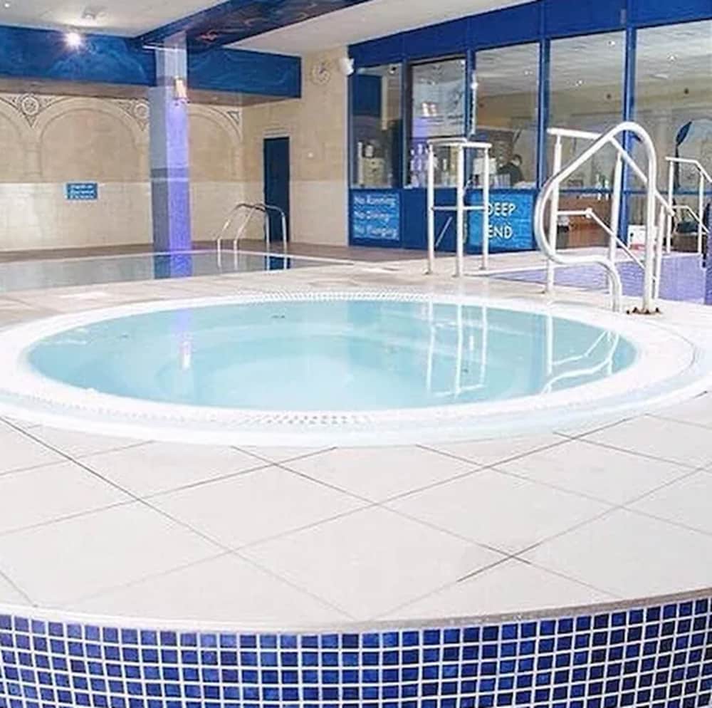 Abbey Hotel Roscommon: AU$219 Deals & Reviews (Roscommon, IRL) | Wotif