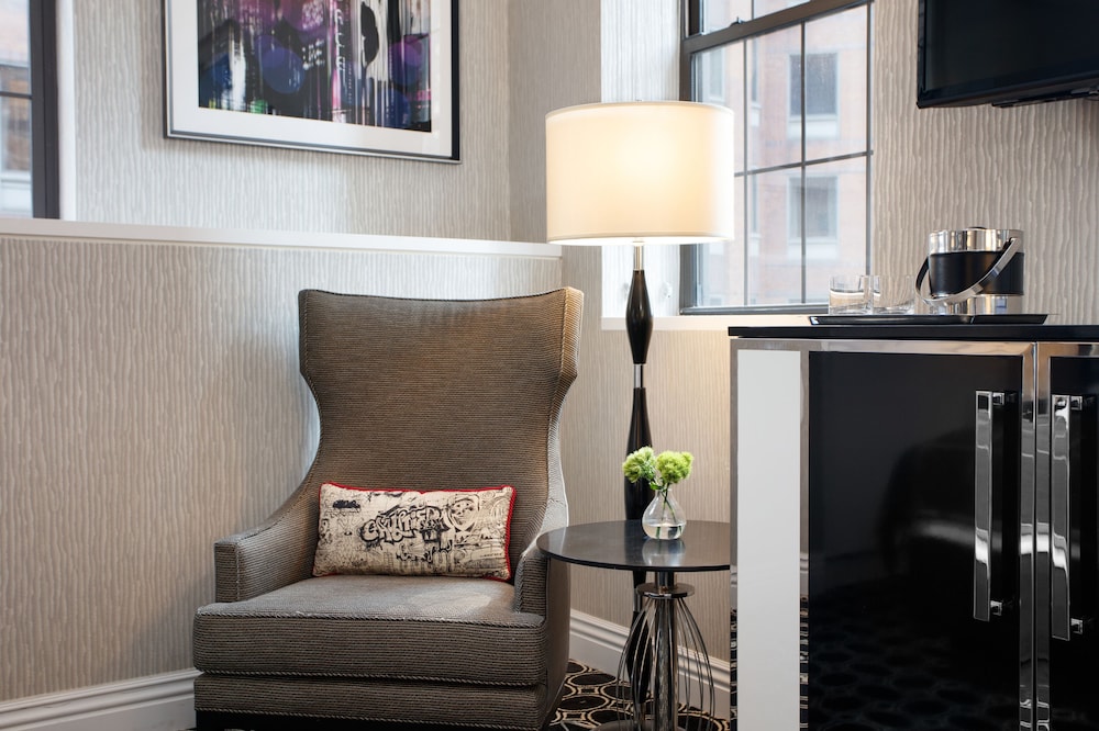 18 Best New York City Hotels With Balconies - Updated 2022 | Trip101