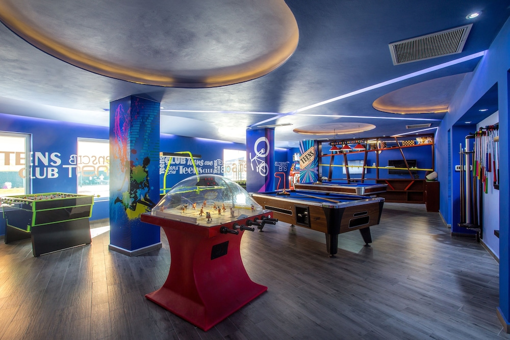 Marival Emotions Resort & Suites All Inclusive in Puerto Vallarta ...