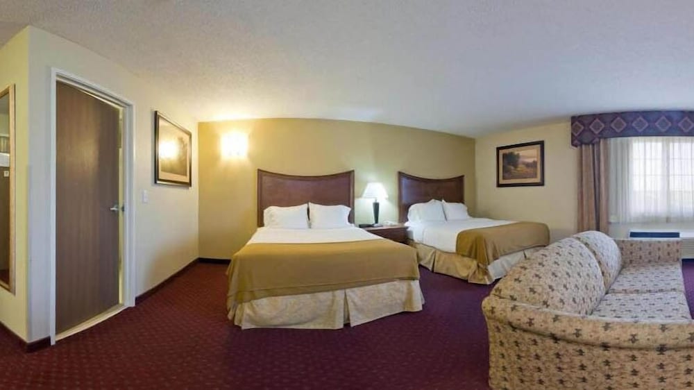 Holiday Inn Express & Suites Fort Pierre, an IHG Hotel in Fort Pierre ...