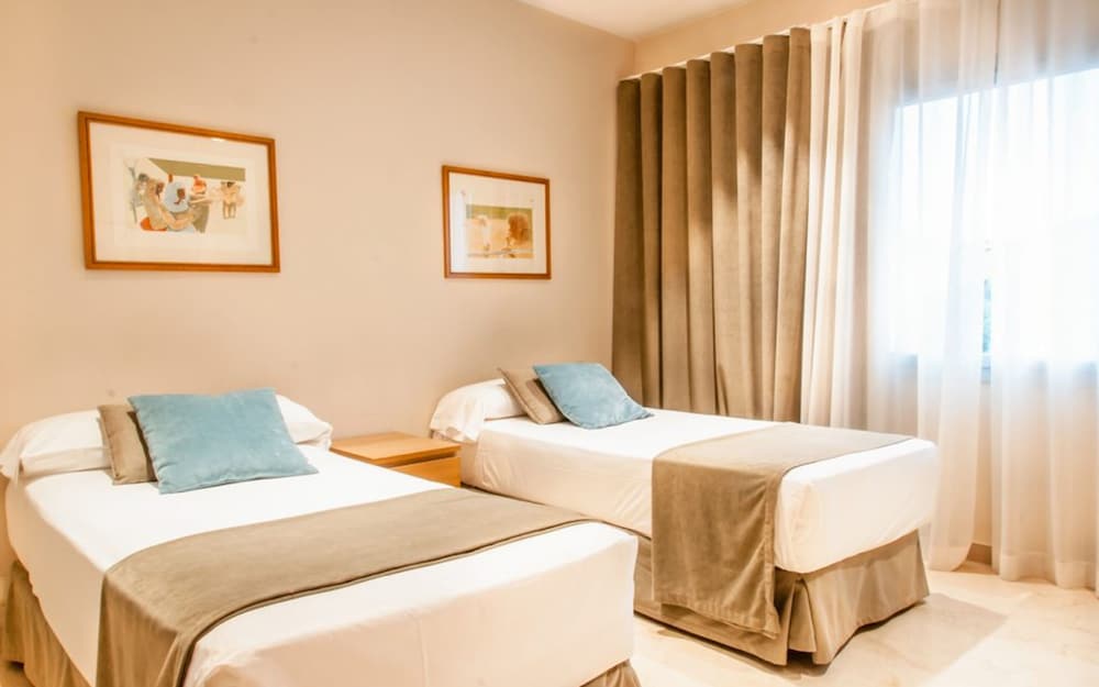 Hotel Costabella in Girona | Best Rates & Deals on Orbitz