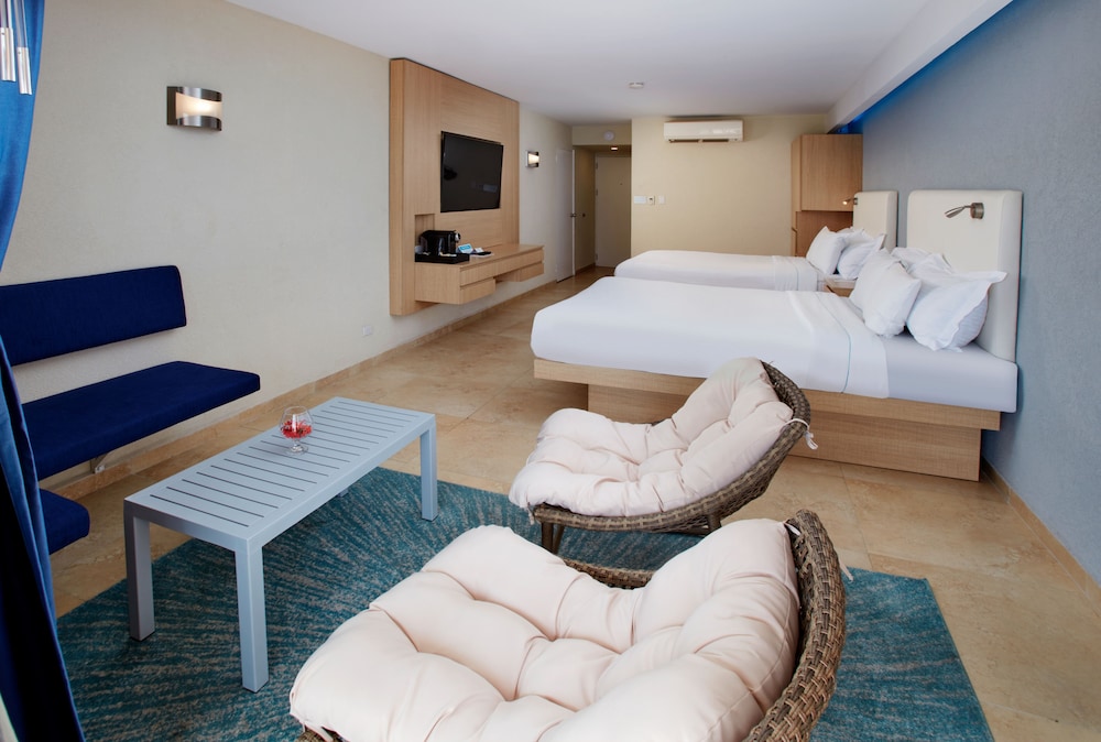 Tamarijn Aruba All Inclusive in Oranjestad | Best Rates & Deals on Orbitz