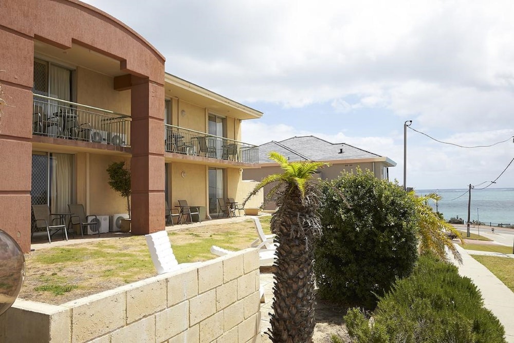 Ocean View Motel: AU$153 Deals & Reviews (Perth, AUS) | Wotif