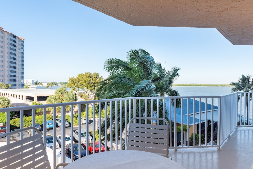 Lovers Key Resort in Fort Myers Beach | Best Rates & Deals on Orbitz