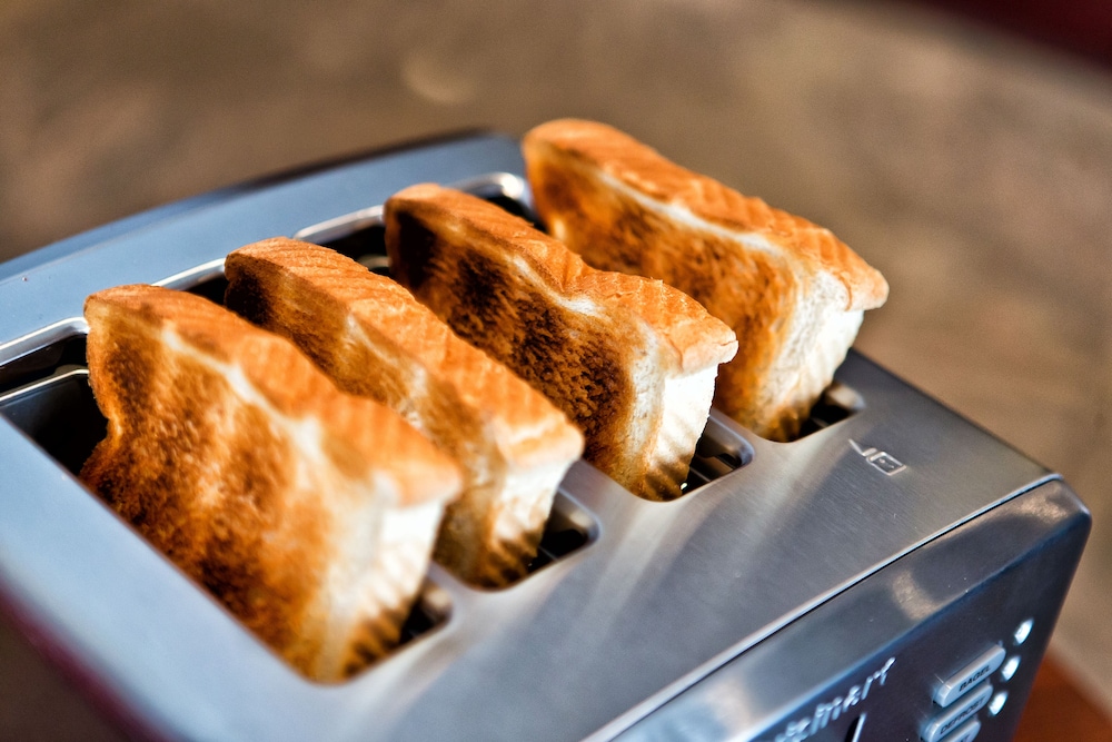 West Edmonton Mall Inn, Edmonton: CA $129 Room Prices & Reviews ...