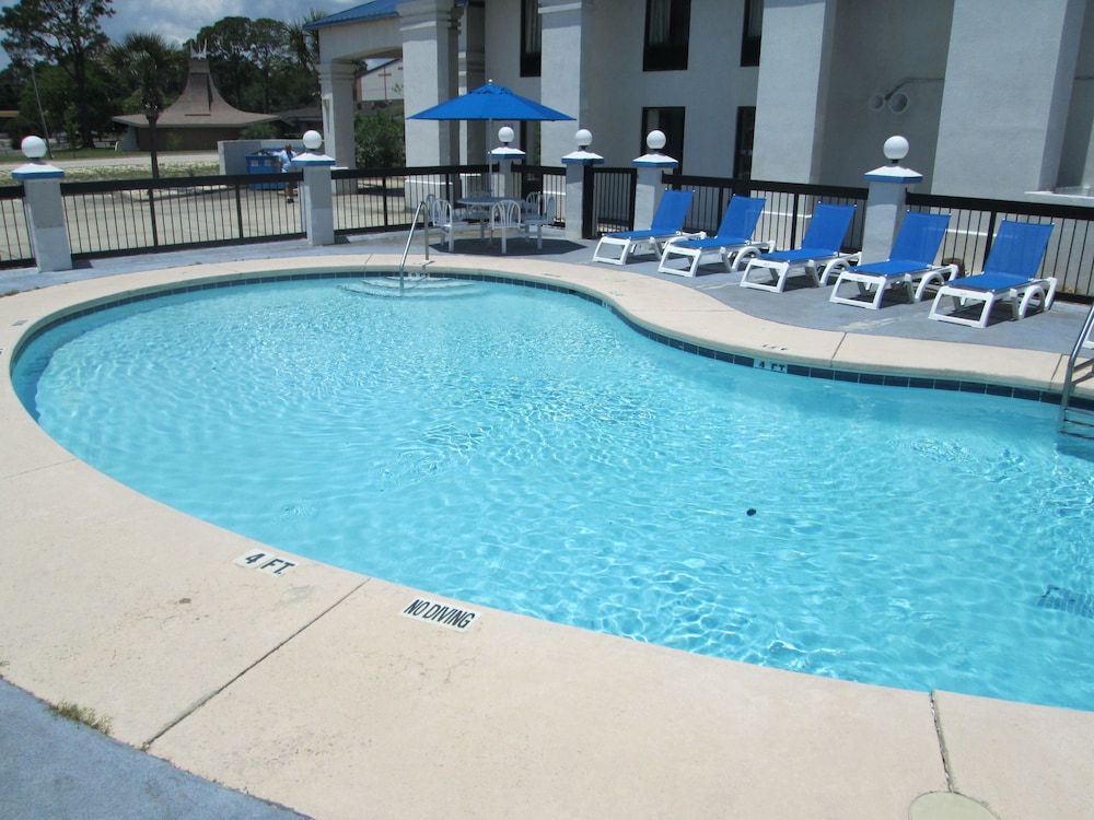 Regency Inn Near Boardwalk & Hurlburt Field in Fort Walton Beach | Best ...