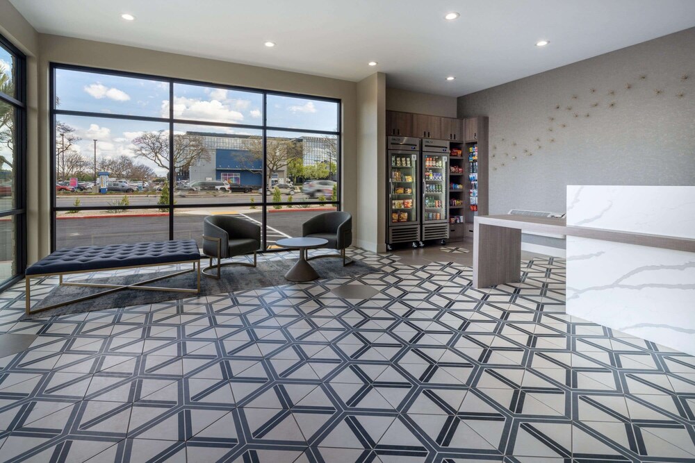 Ramada by Wyndham Modesto Yosemite Area: AU$143 Rooms, Reviews & Deals ...