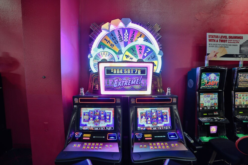 Lucky Club Casino and Hotel in Las Vegas | Best Rates & Deals on Orbitz