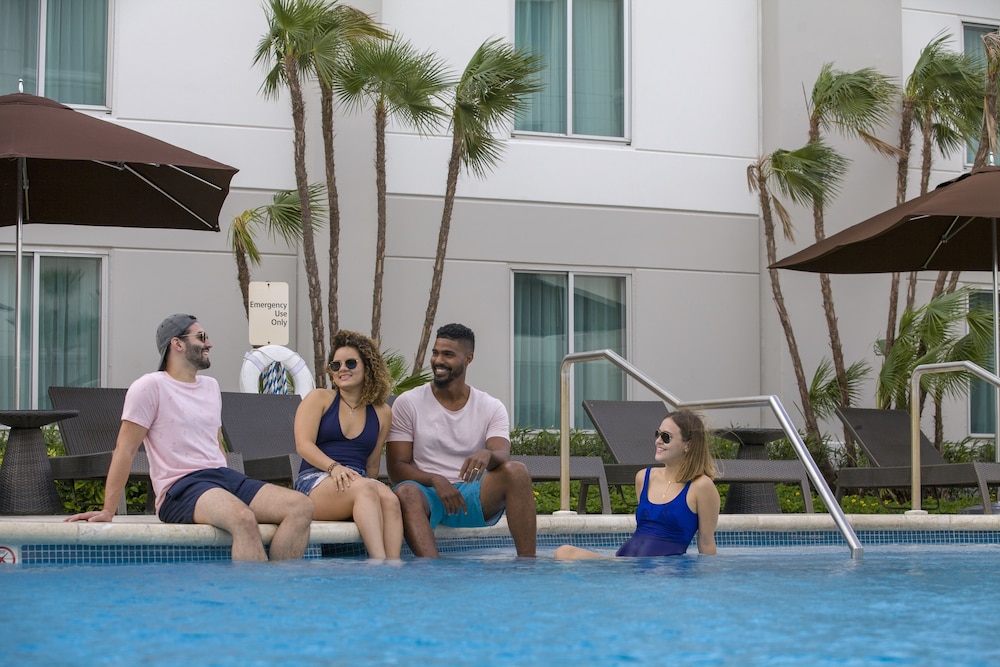 Hampton Inn & Suites San Juan, Puerto Rico, San Juan: $152 Room Prices ...