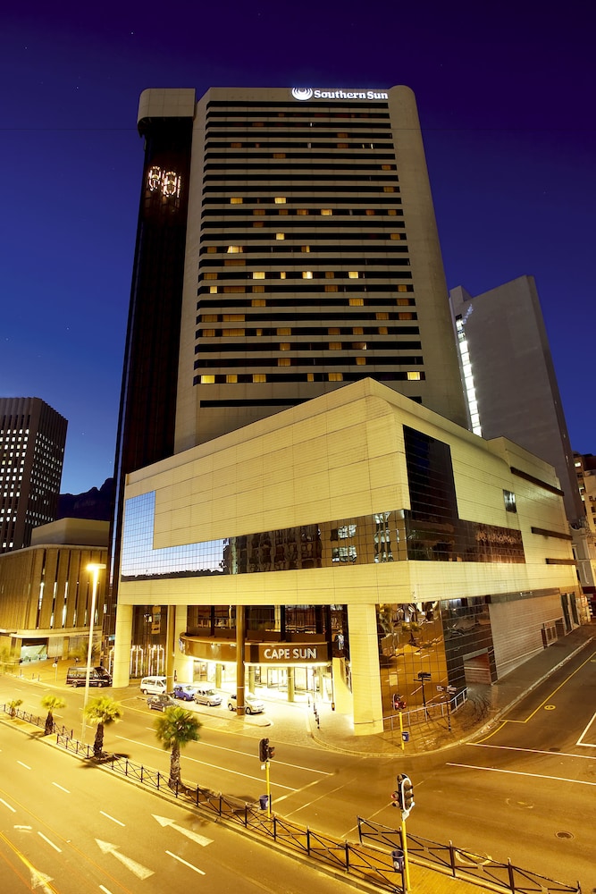 Southern Sun Cape Sun in Cape Town | Best Rates & Deals on Orbitz