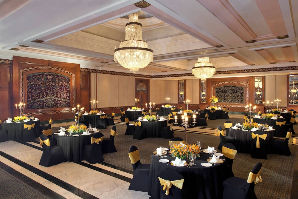 Sheraton New Delhi Hotel in Delhi | Best Rates & Deals on Orbitz