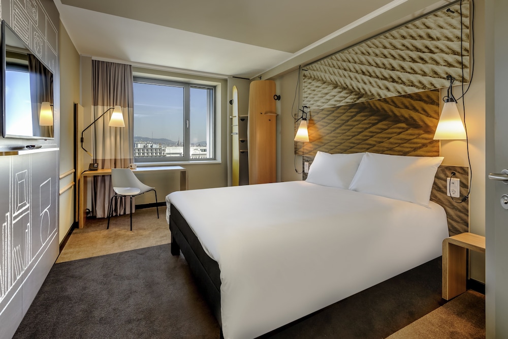 ibis Manchester Centre Princess Street in Manchester | Best Rates ...
