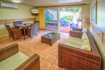 The Rarotongan Beach Resort & Lagoonarium Deals & Reviews (Rarotonga ...
