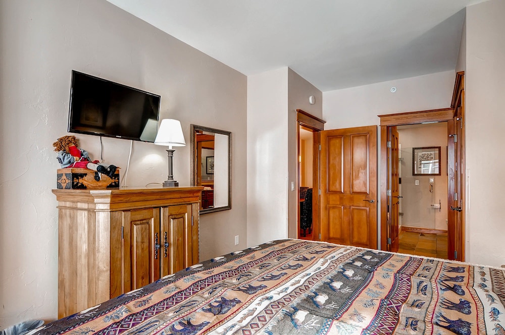 Copper One at Center Village by Copper Mountain Lodging in Copper ...