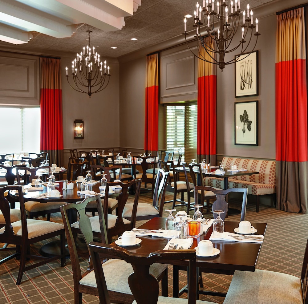 Ethan Allen Hotel in Danbury | Best Rates & Deals on Orbitz