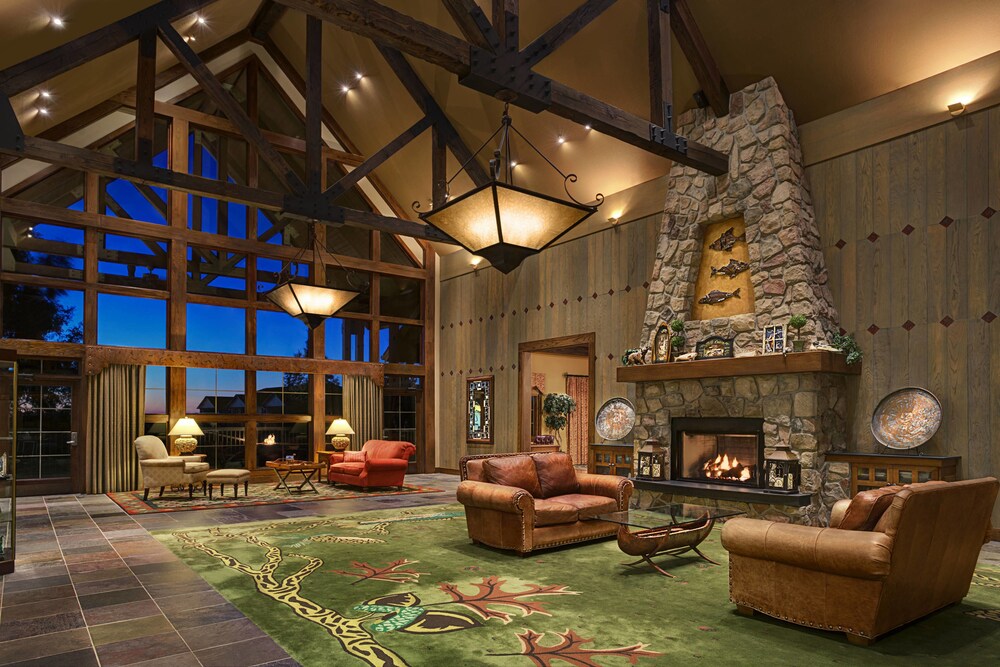 Marriott's Willow Ridge Lodge in Branson | Best Rates & Deals on Orbitz