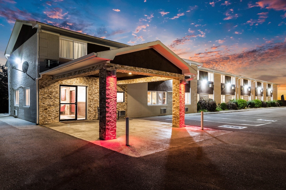 Red Roof Inn Dry Ridge in Dry Ridge | Best Rates & Deals on Orbitz