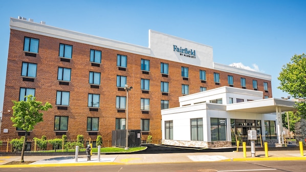 Fairfield Inn by Marriott JFK Airport in Jamaica, NY | Expedia