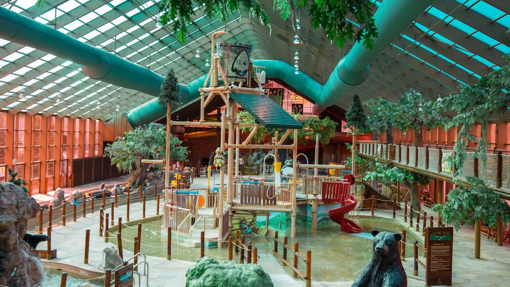 Westgate Smoky Mountain Resort & Water Park in Gatlinburg | Best Rates ...