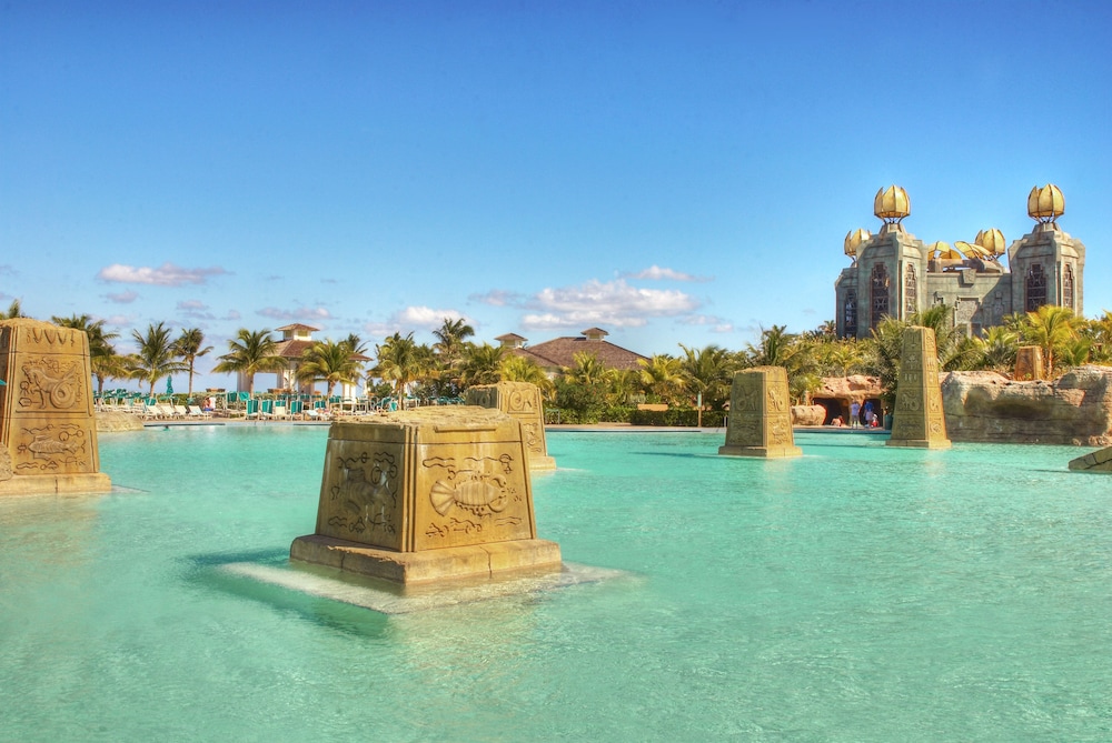 Harborside Resort at Atlantis, Paradise Island: Room Prices & Reviews ...