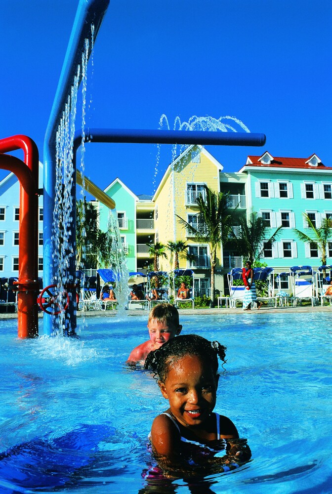 Harborside Resort at Atlantis, Paradise Island: Room Prices & Reviews ...