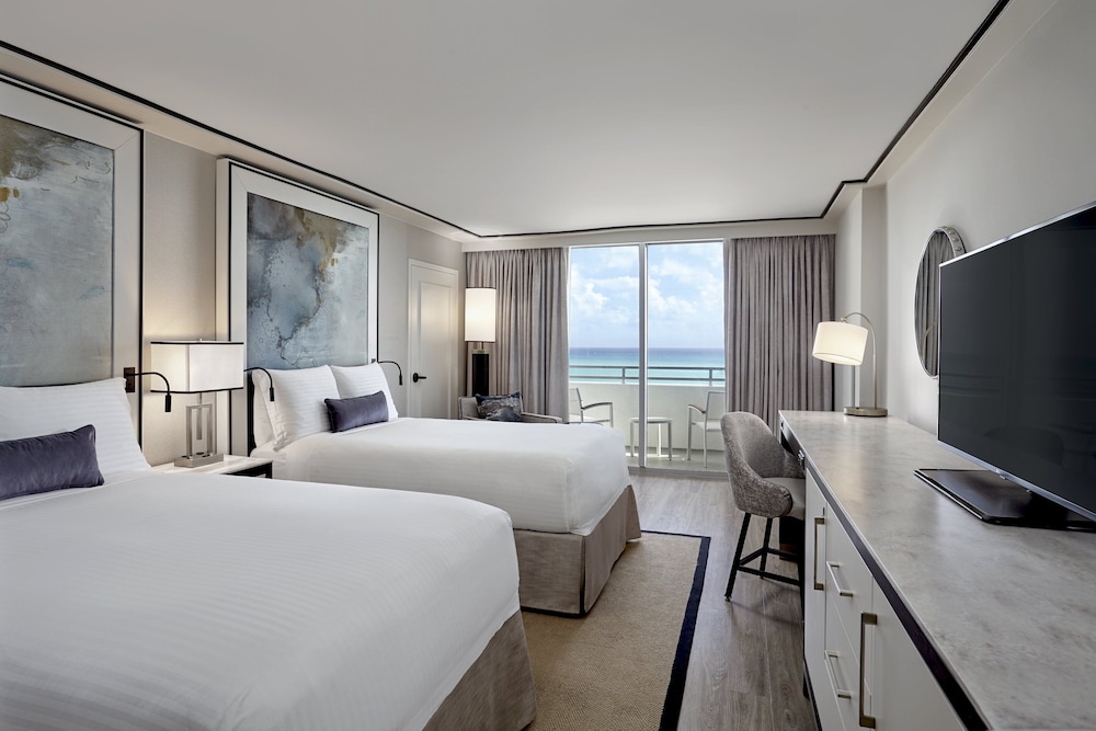 Loews Miami Beach Hotel – South Beach in Miami | Best Rates & Deals on ...