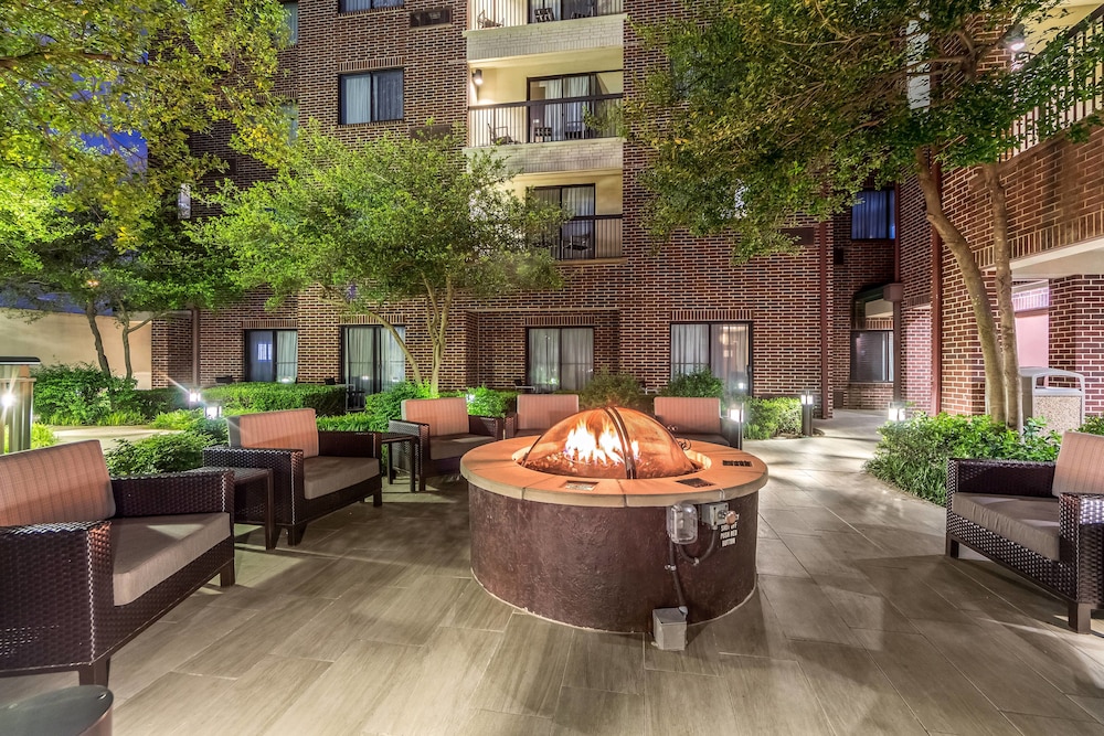 Courtyard by Marriott Dallas DFW Airport South/Irving in Dallas, TX ...