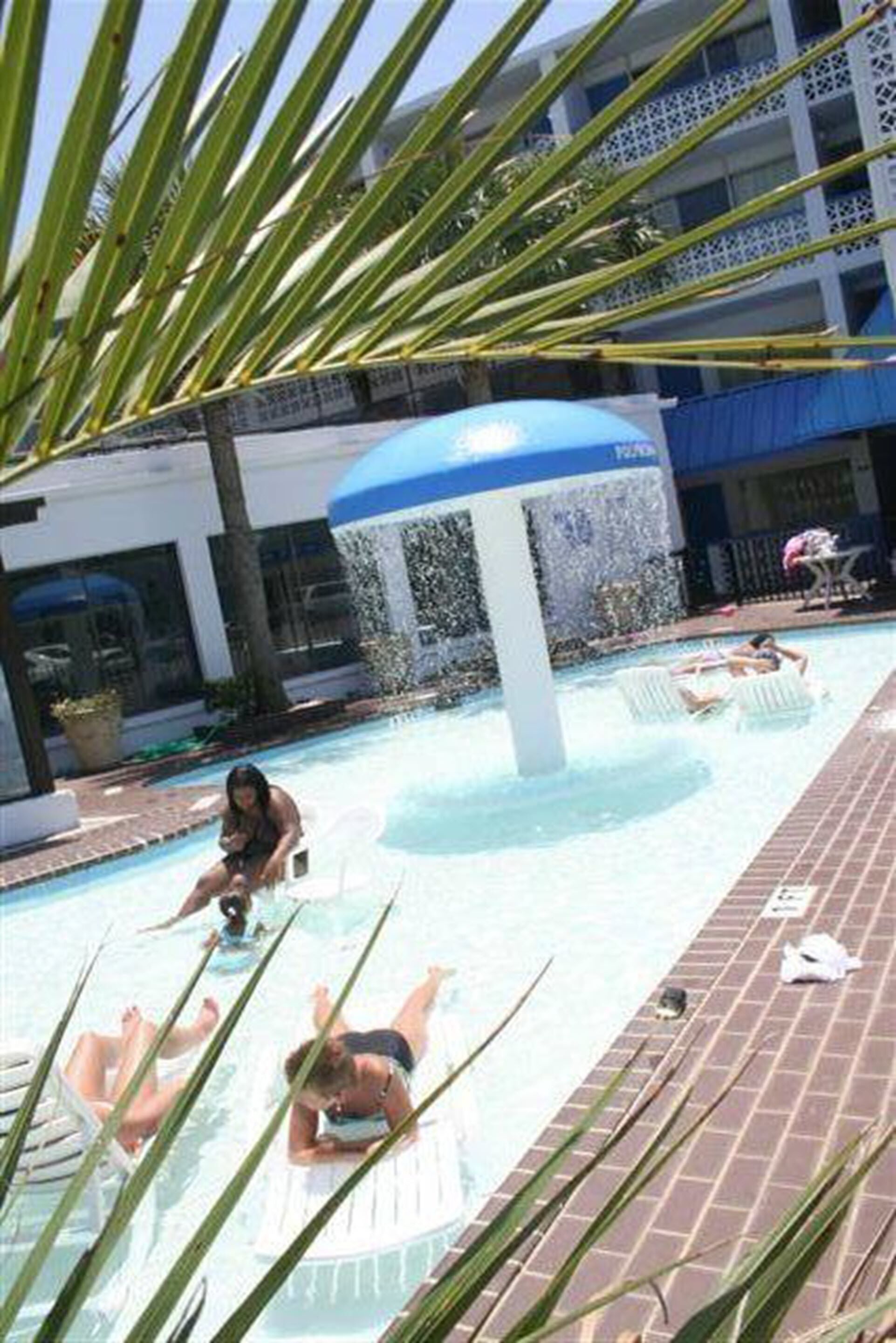 Polynesian Oceanfront Motel: Book Polynesian Oceanfront Motel, Myrtle ...