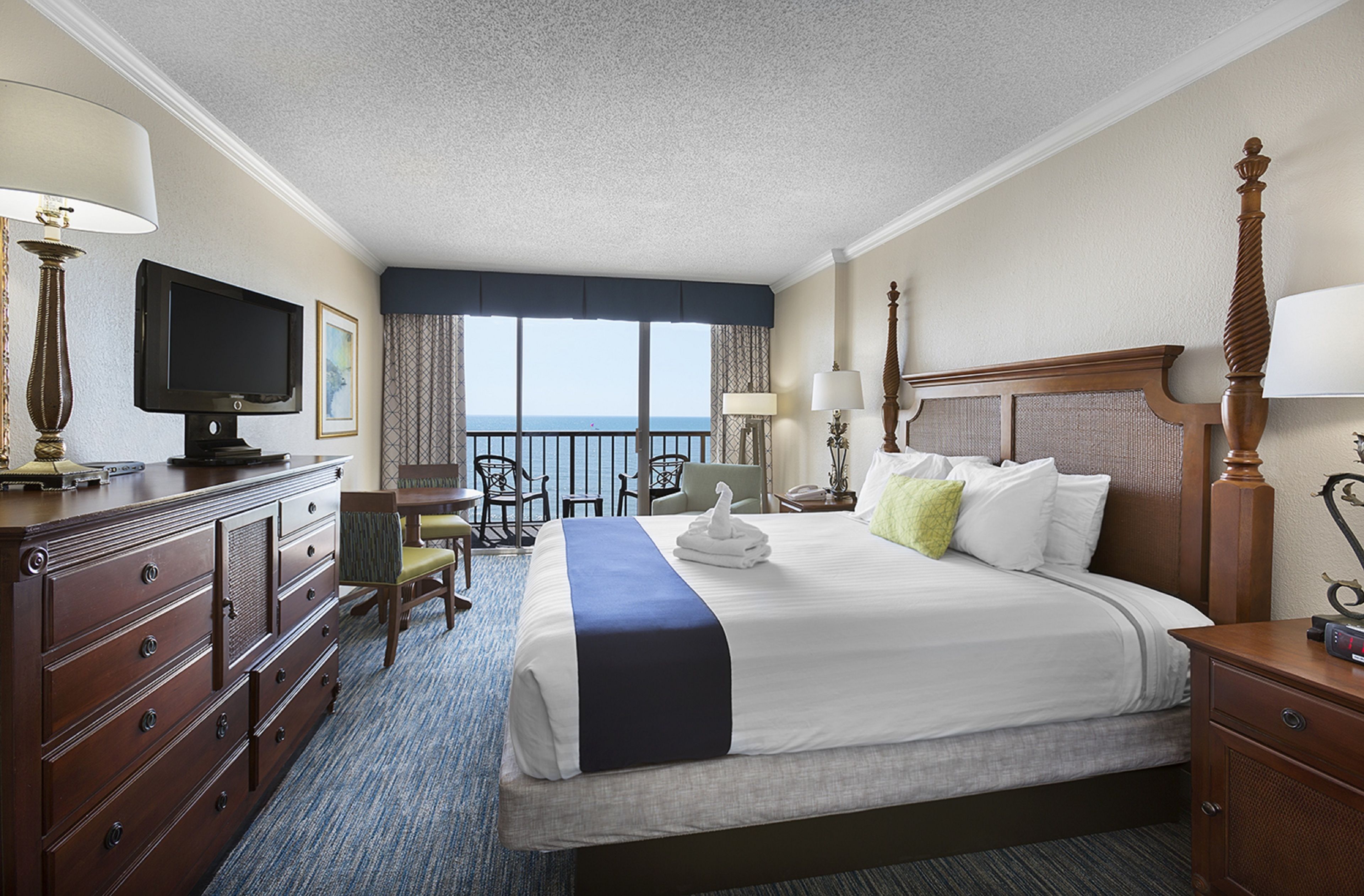 Sea Crest Oceanfront Resort Reviews, Deals & Photos 2023 - Expedia