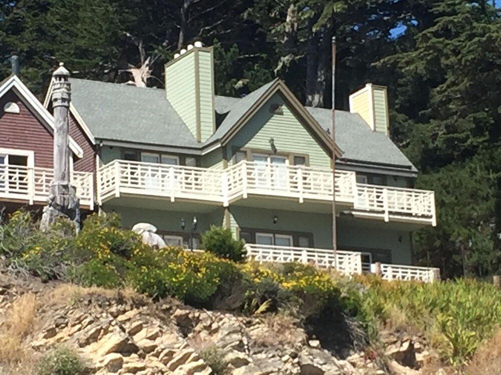 Wharf Master's Inn in Point Arena | Best Rates & Deals on Orbitz