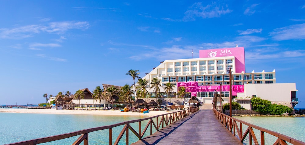 Mia Reef Isla Mujeres - All Inclusive in Isla Mujeres | Best Rates ...