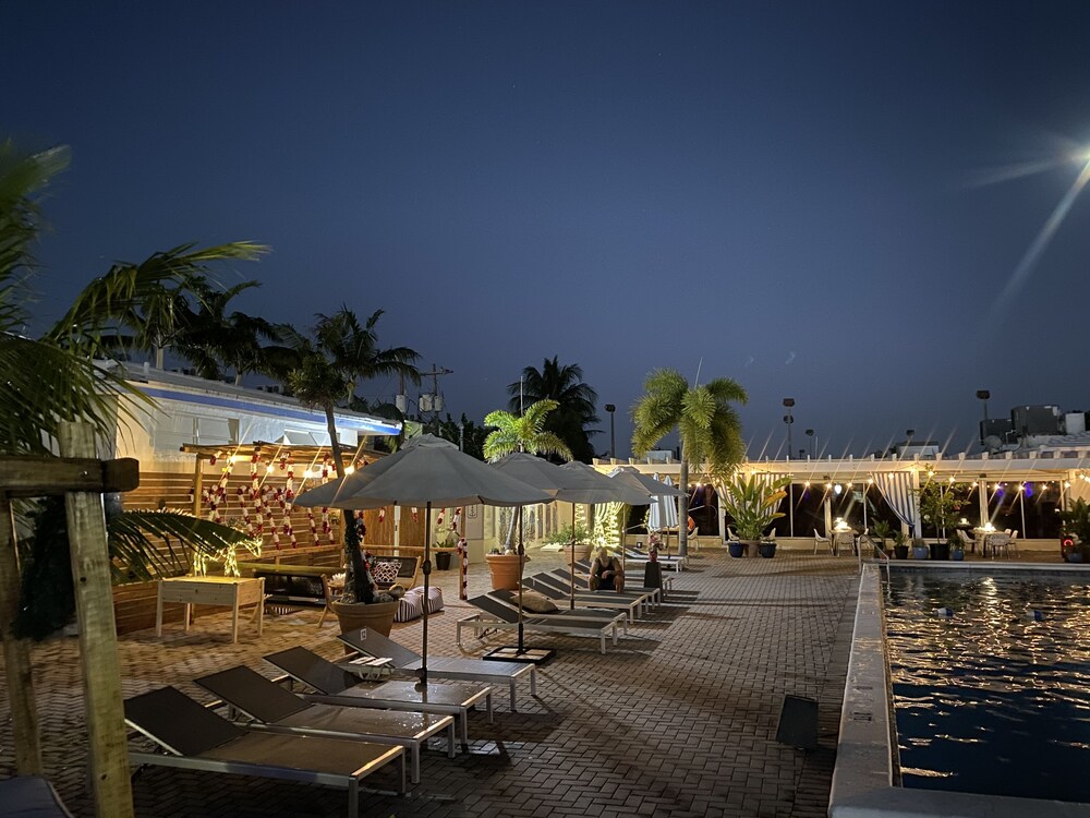 Skipjack Resort & Marina in Marathon | Best Rates & Deals on Orbitz