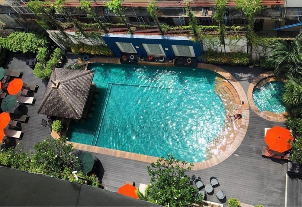 Sunbeam Hotel Pattaya in Pattaya | Best Rates & Deals on Orbitz