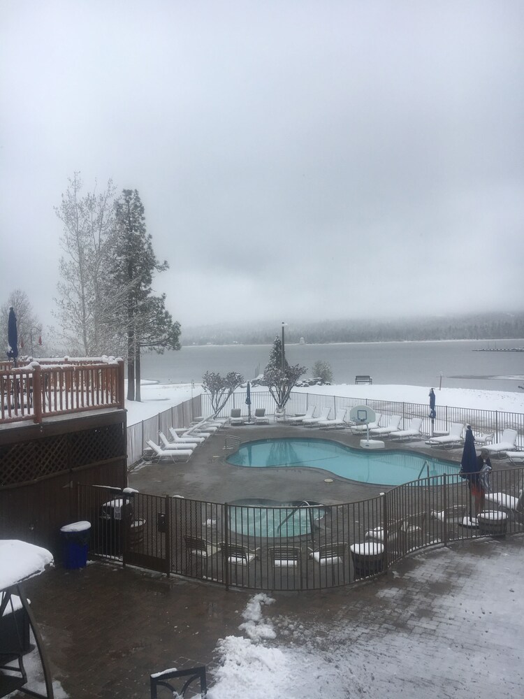 Hotel Marina Riviera in Big Bear Lake | Best Rates & Deals on Orbitz